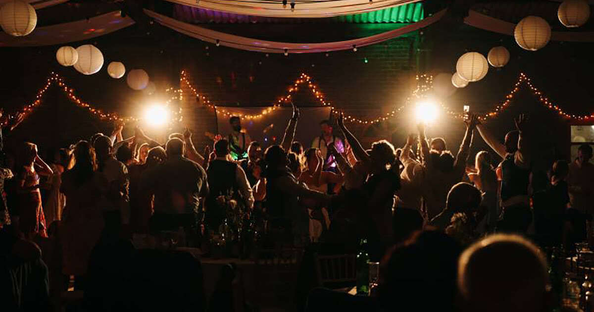 Festival wedding bands: Festival style folk bands for hire