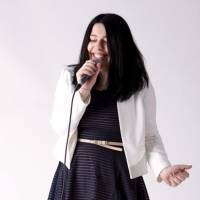 Emily Rose (Singer): Diverse Professional Vocalist