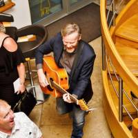 Ged Ryan Fantastic Versatile Guitar Vocal | Last Minute Musicians