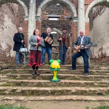 Hire Country Bands: Book Local Country and Western Bands