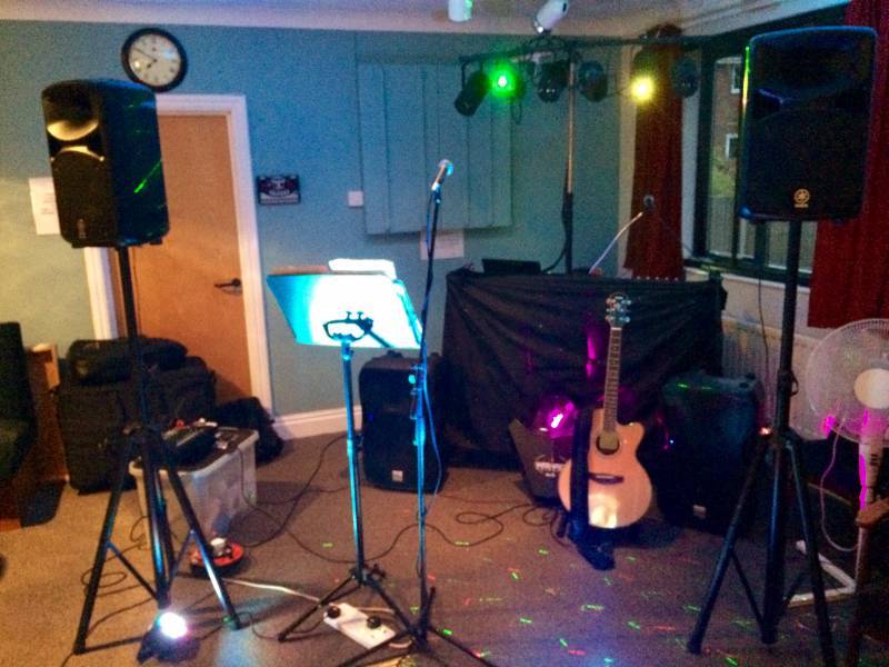 Gavin Clarke - Solo Singer/Guitarist | Last Minute Musicians