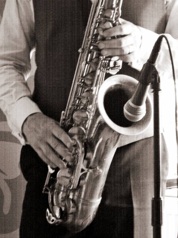 Cool Solo Sax | Last Minute Musicians