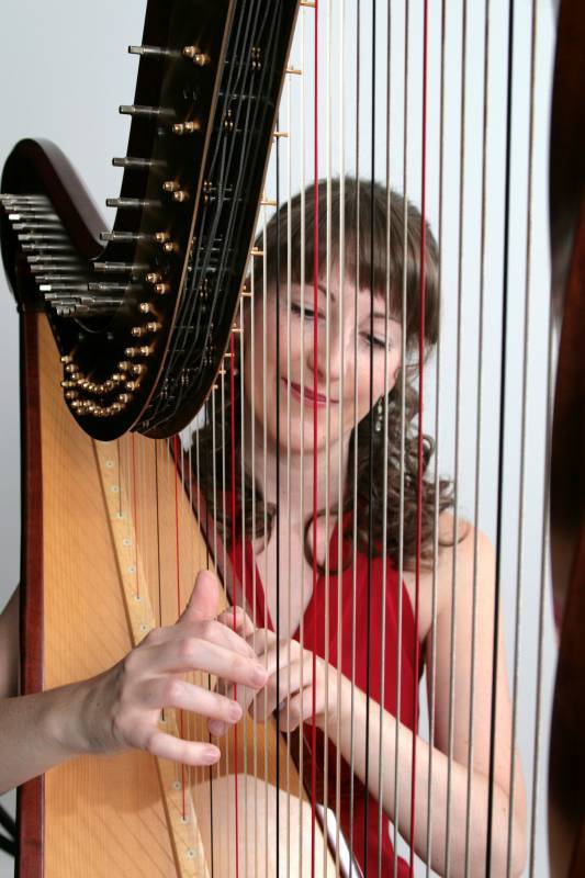 Heather (Harpist): Experienced, flexible harpist with versatile repertoire.