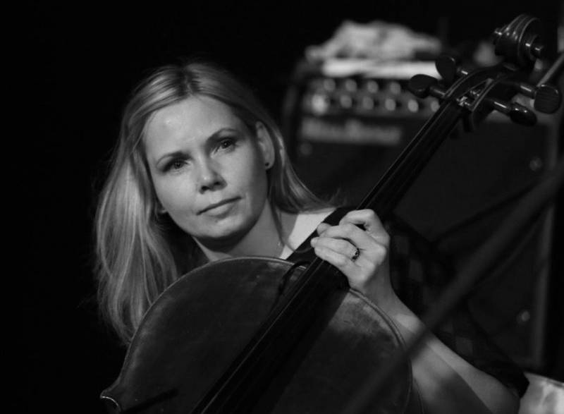 Louise Dearsley | Last Minute Musicians