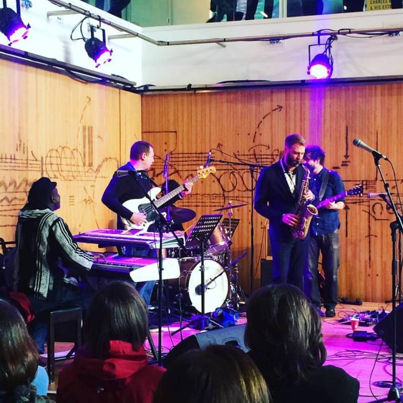 Martin McConnell | Guitar/Vocals | Last Minute Musicians