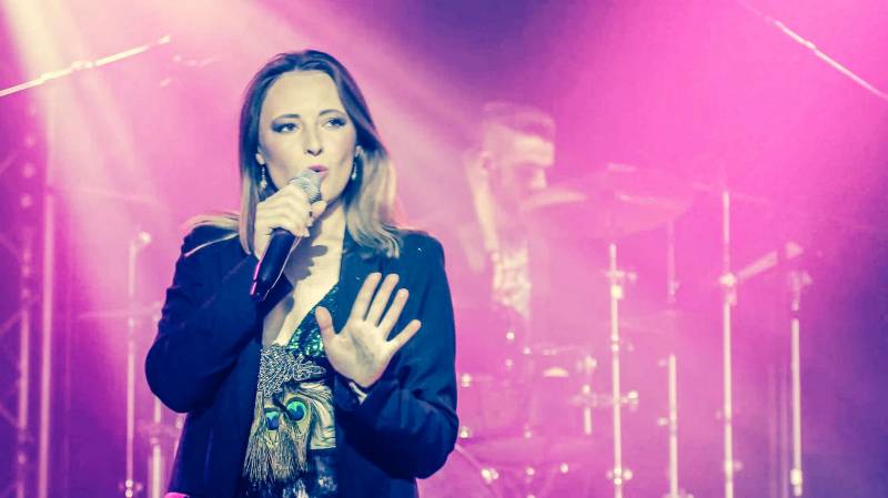 Chase: The Hottest Band On The Scene!