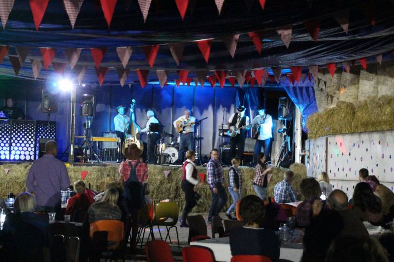 American Country Band Hire UK | Last Minute Musicians