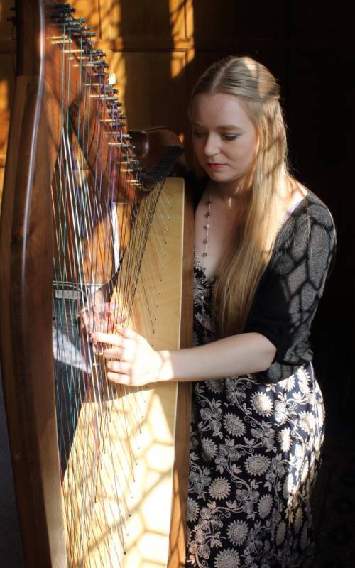 Christine (Harpist) | Last Minute Musicians