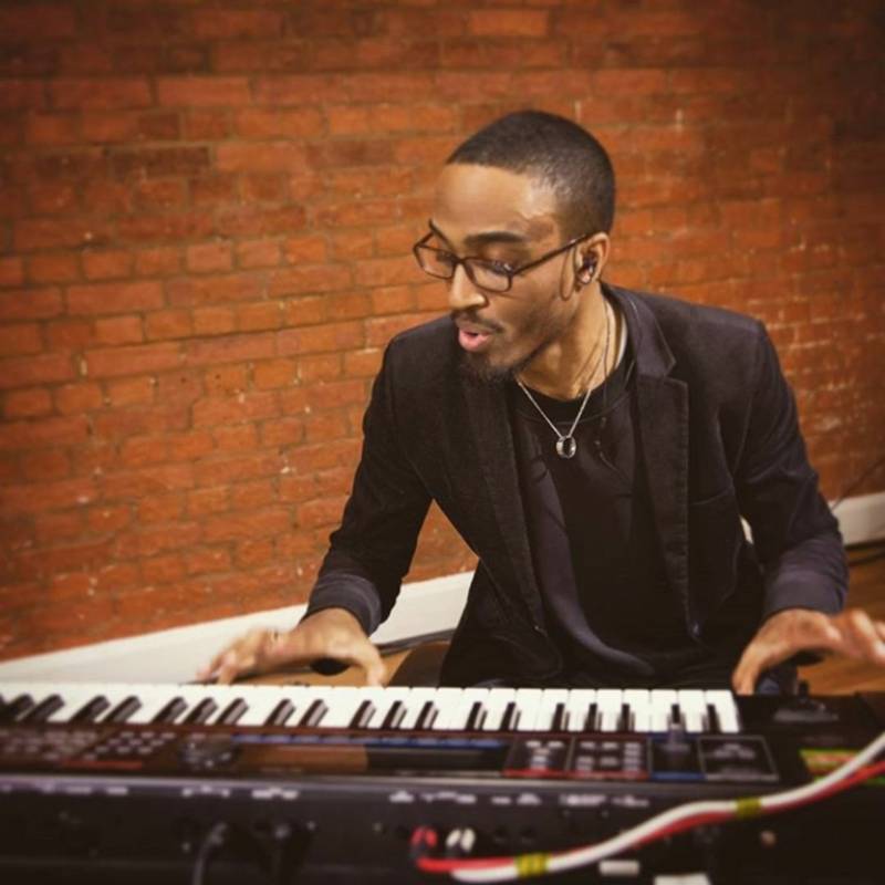J Keys: Versatile pianist/keyboardist for any occasion