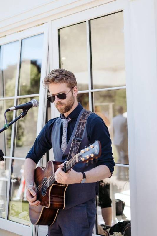 Lewis Ross | Last Minute Musicians
