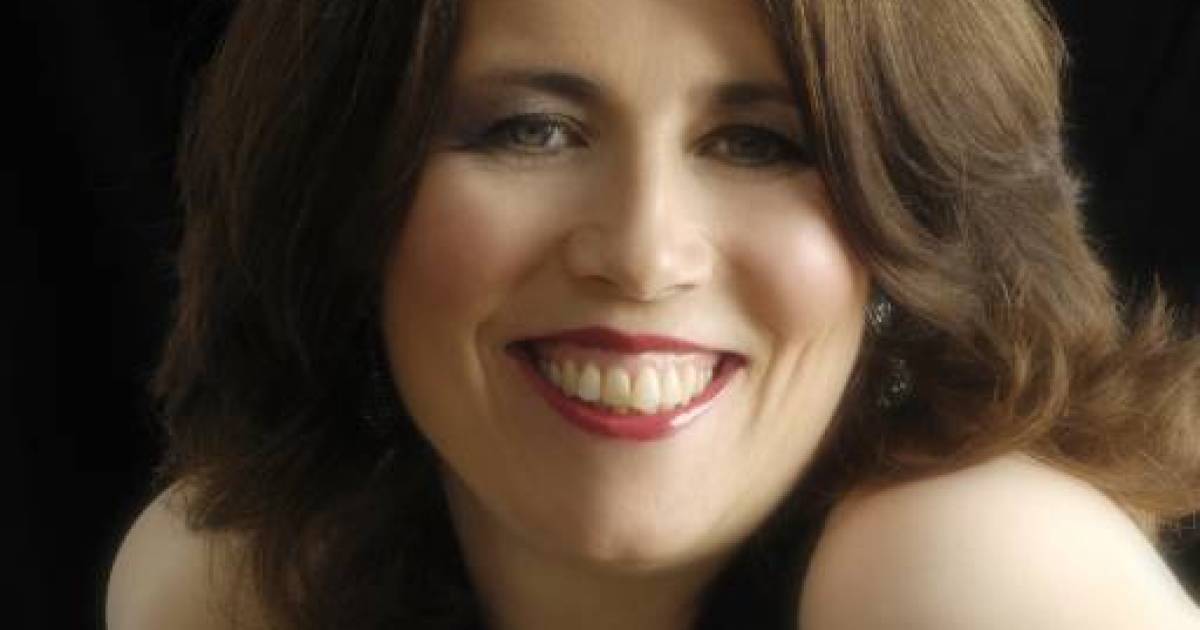Sarah-Jane Dale: Soprano for every occasion