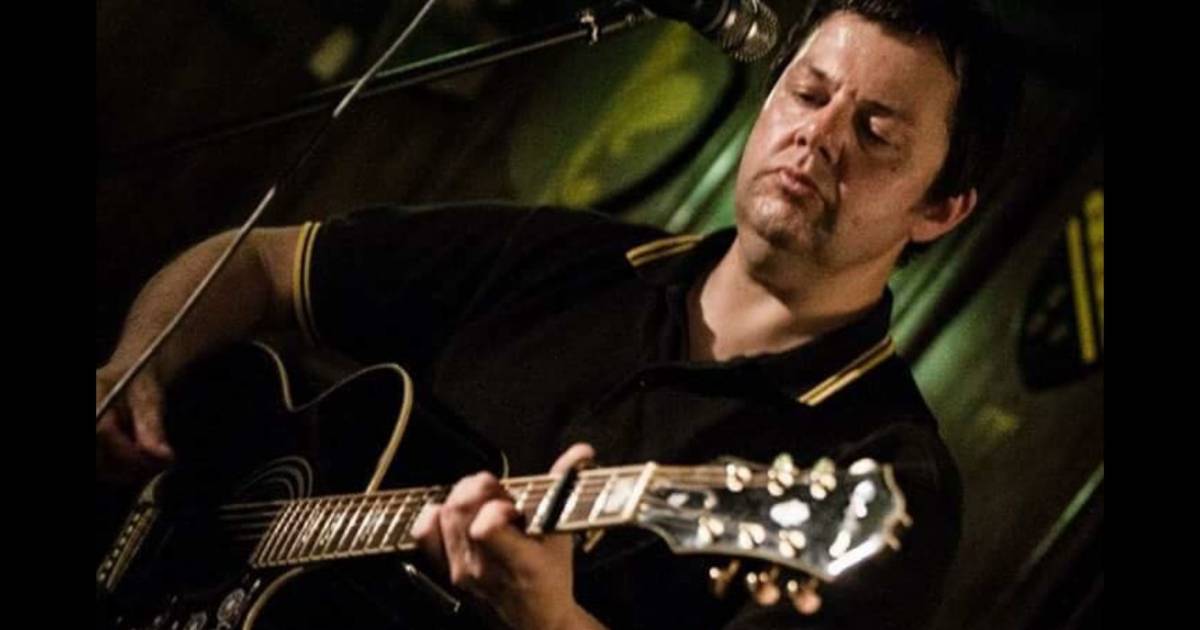 Duncan Craven Singer/Guitarist | Last Minute Musicians