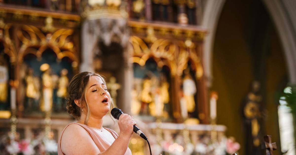 Rachel Rose - Singer and Vocalist | Last Minute Musicians