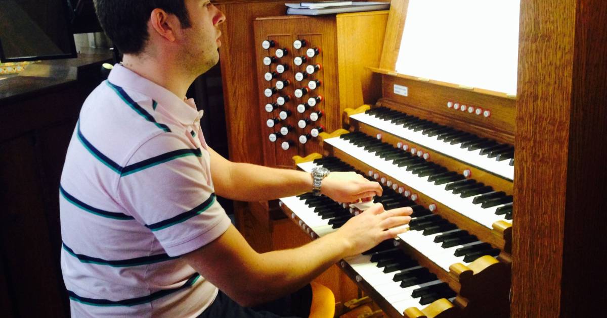 Sebastian Thomson | Last Minute Musicians
