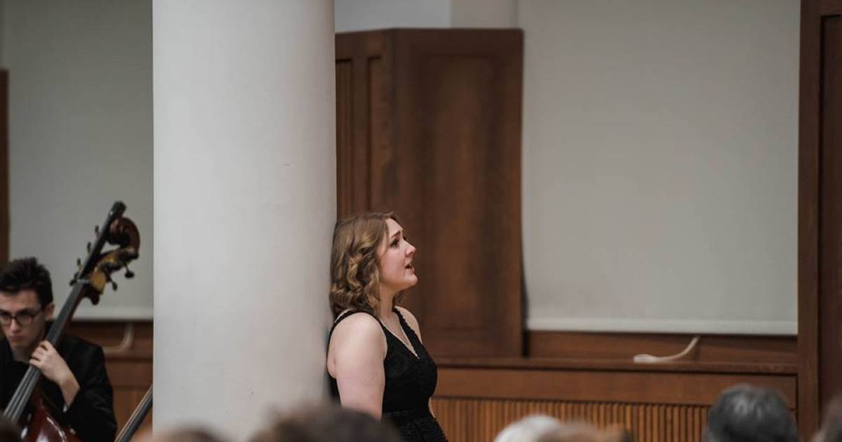 Elizabeth Hardman Soprano | Last Minute Musicians